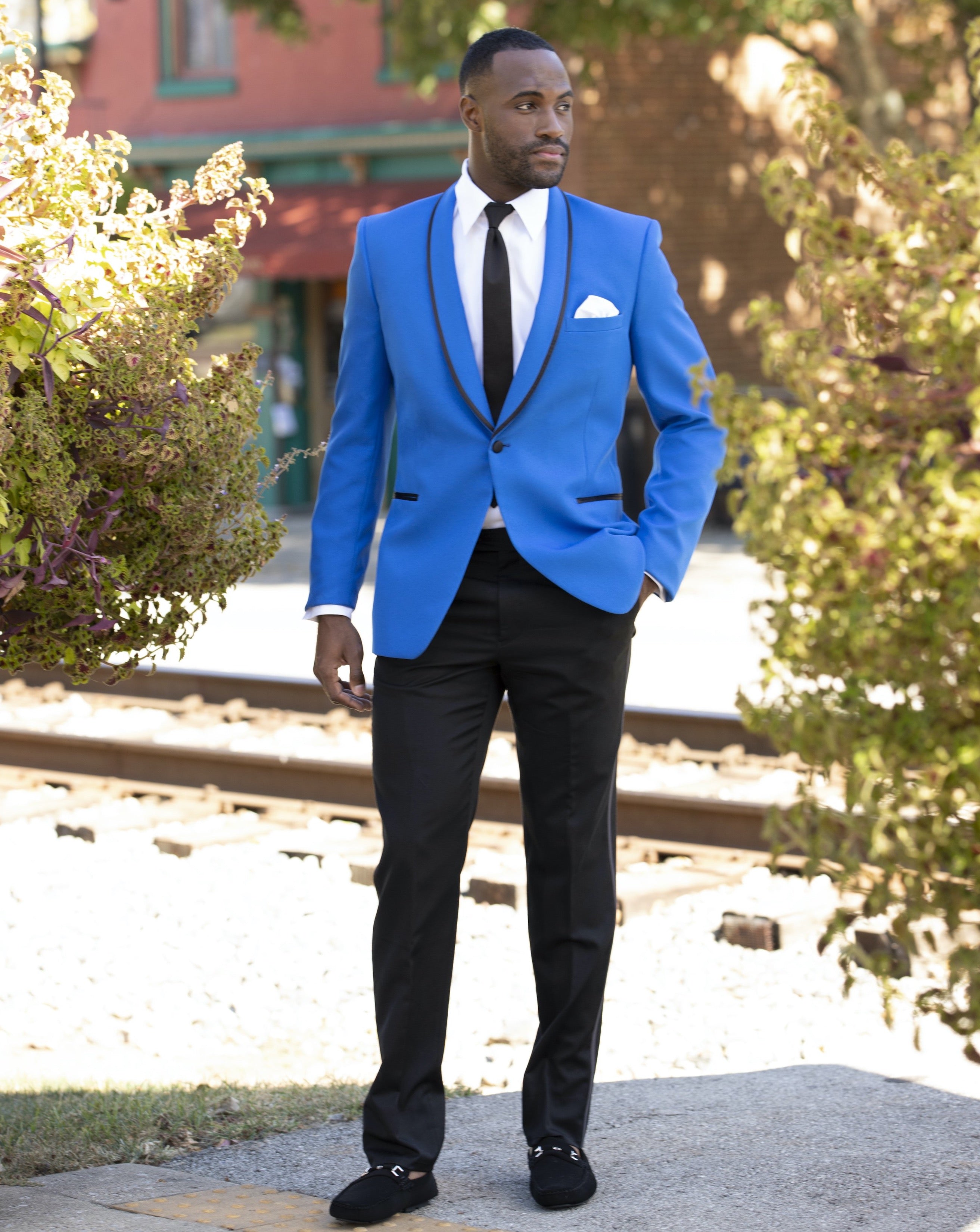 Ginovia Royal Blue Connor – Geno's Formal Affair